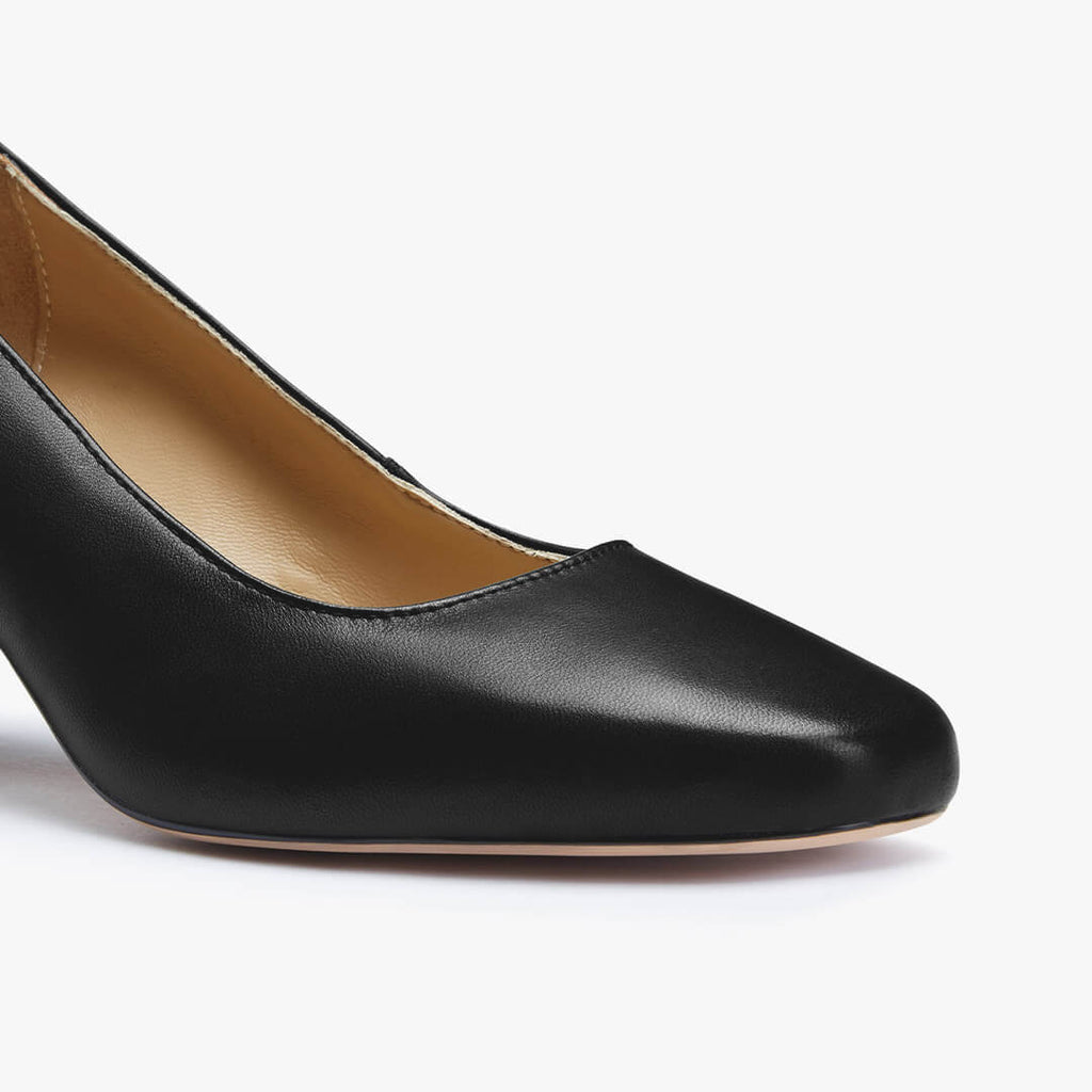 Petite Size Black Leather Chunky Heel Pumps MIZCHI Pretty Small Shoes