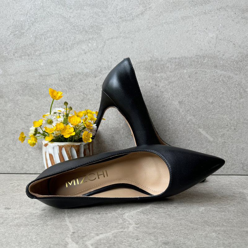 Petite Size Black Leather Classic Party Pumps by MIZCHI Pretty Small Shoes