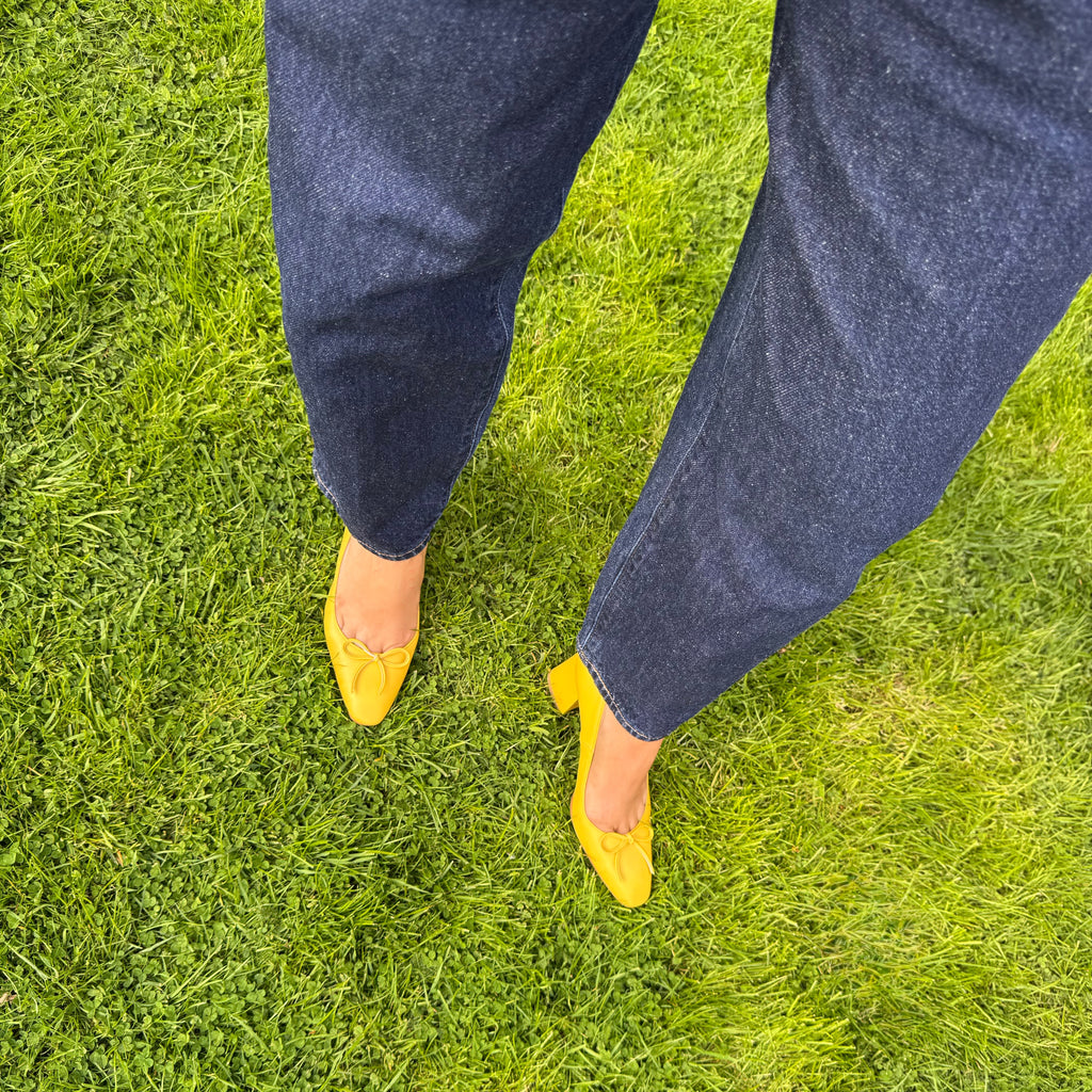 *UK size 2 - JANE LEATHER - ivory, 6cm heels by MIZCHI Pretty Small Shoes